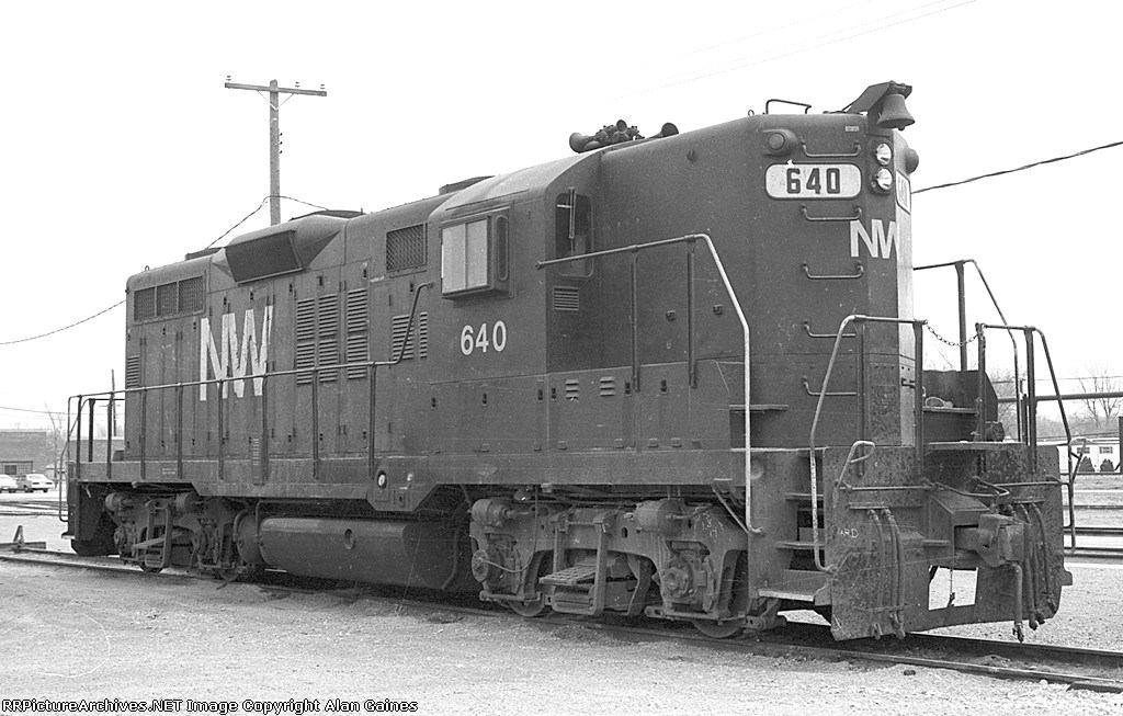 N&W GP-9 640